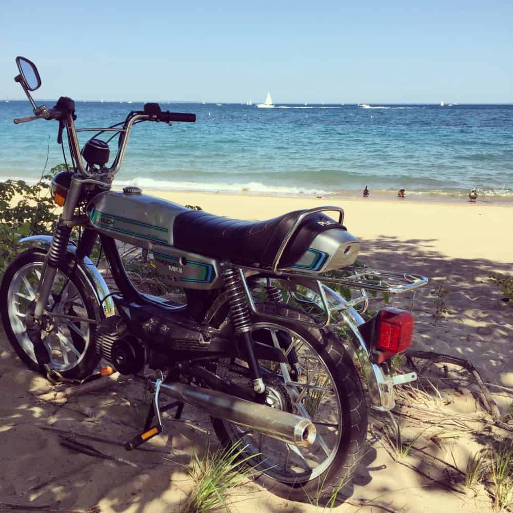 31 Best Side Hustle Ideas to Make Extra Cash in 2025